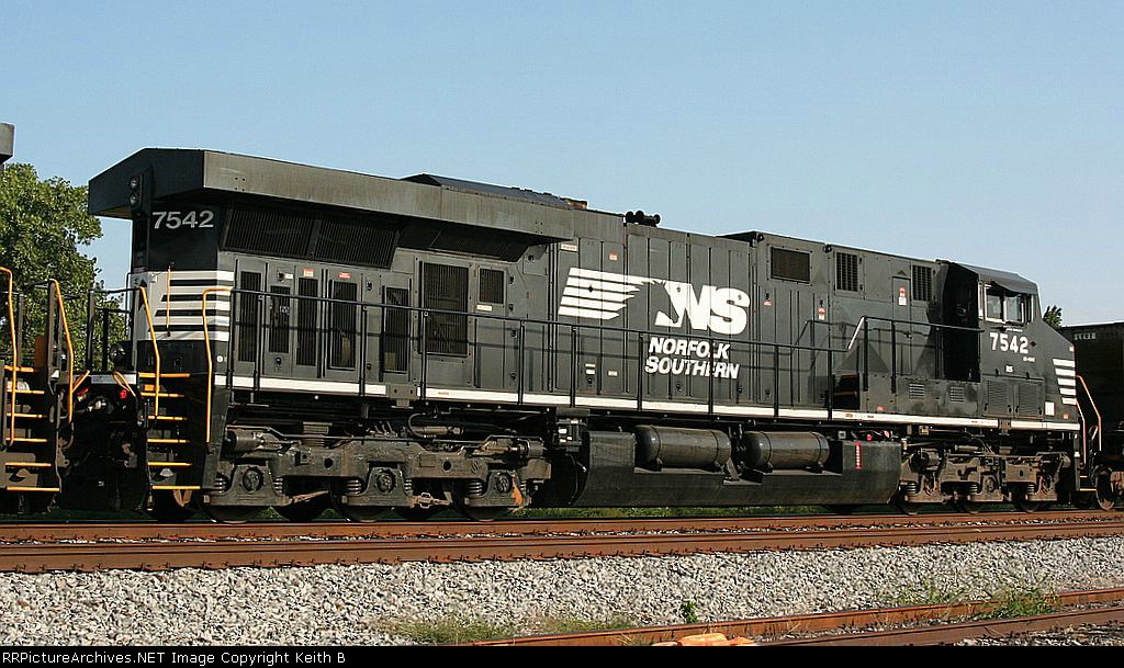 NS 7532